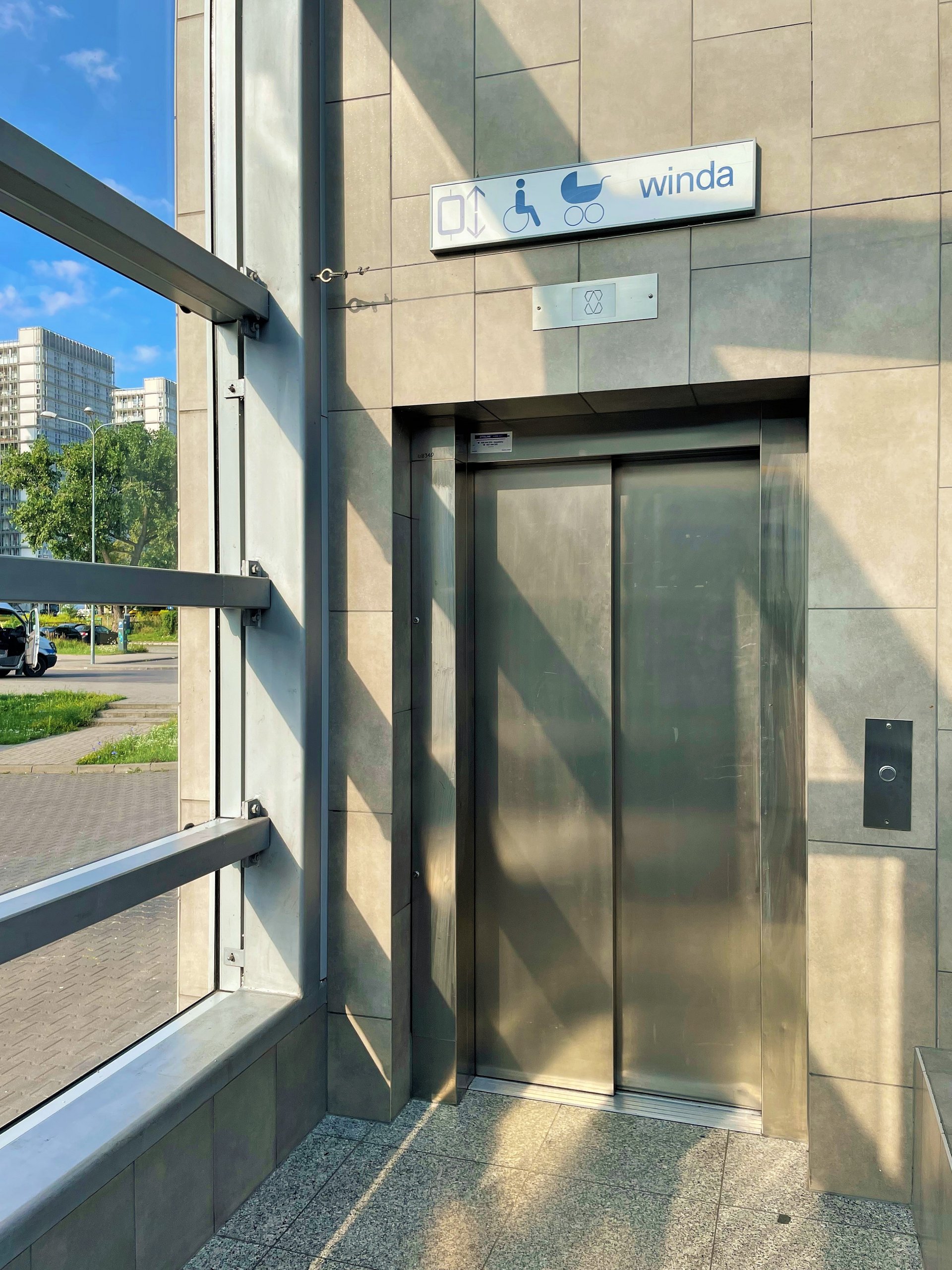 PLK zwiększają dostępność kolei w Warszawie i aglomeracji [FOTOGALERIA ...