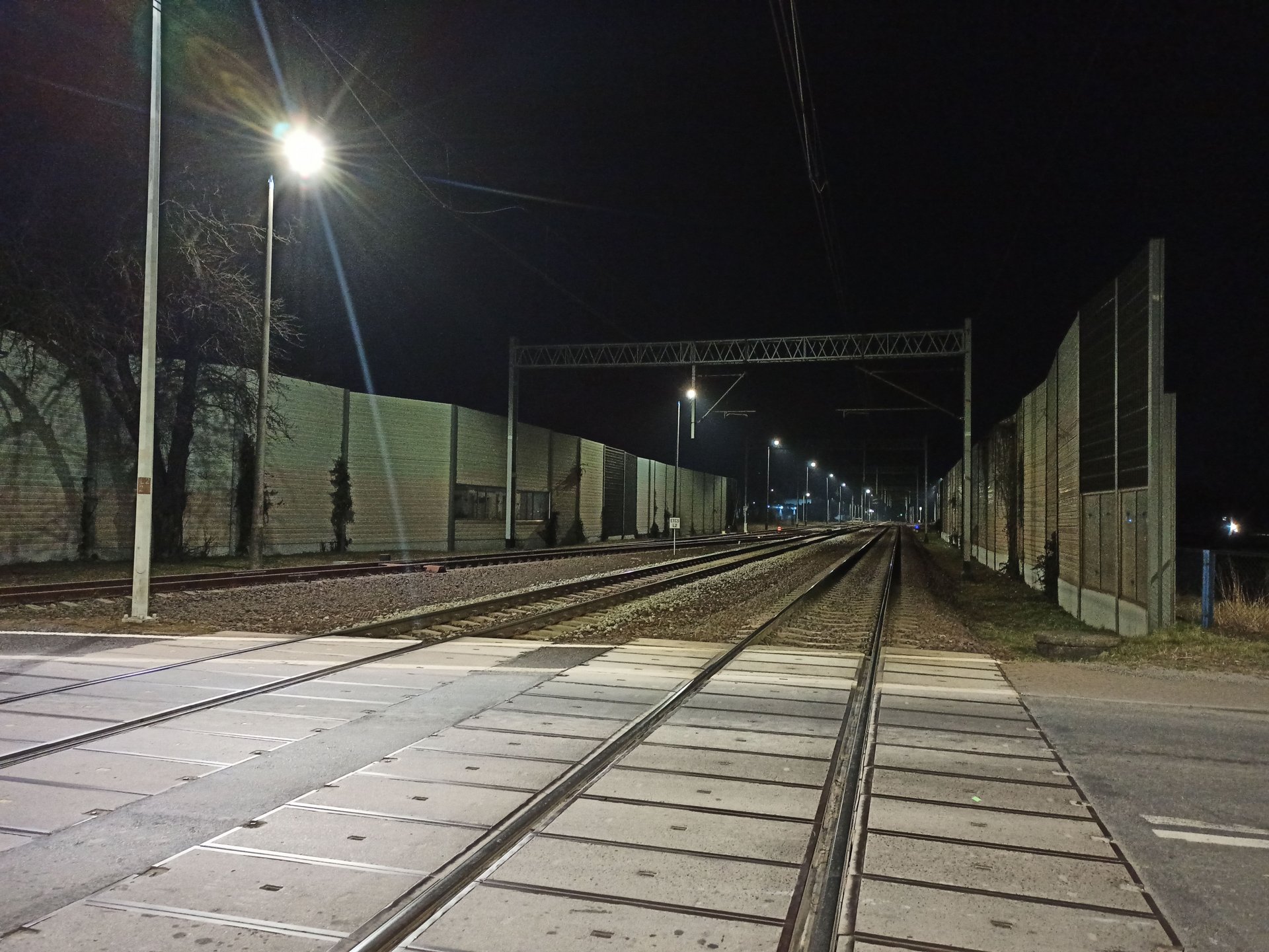 Ponad 37 tys. lamp LED na kolei – bezpieczeństwo, oszczędność, ochrona ...